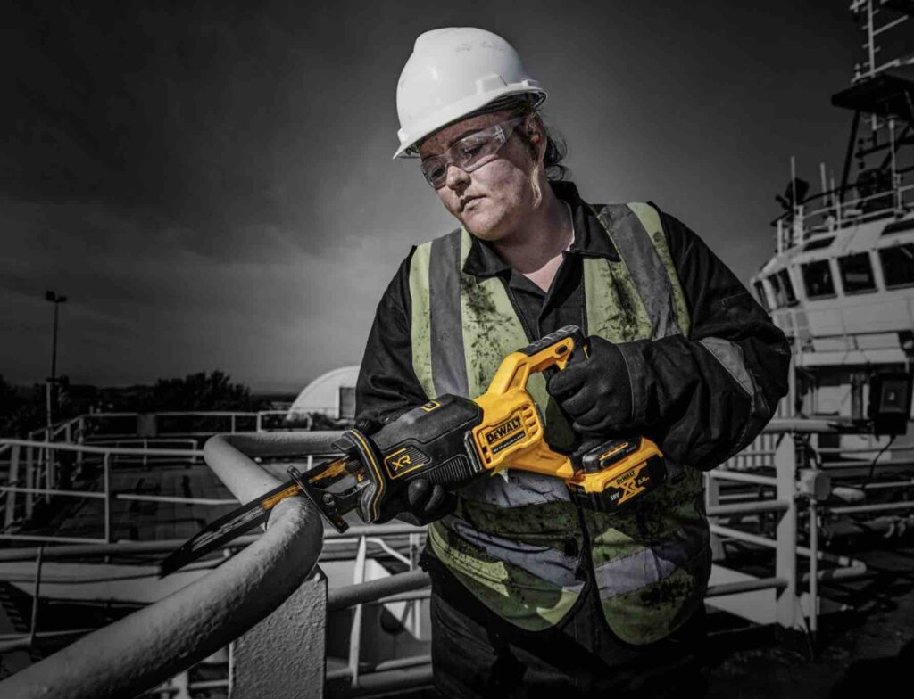 DeWalt - co to za firma, gdzie jest produkowany? Opinie - XPortal